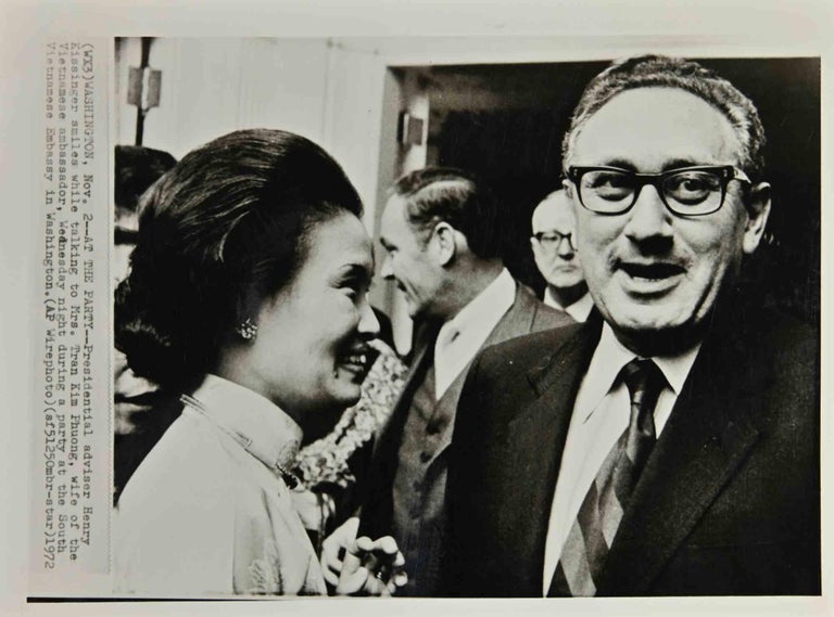 Unknown - Henry Kissinger - Vintage Press Print - 1972 For Sale at 1stDibs