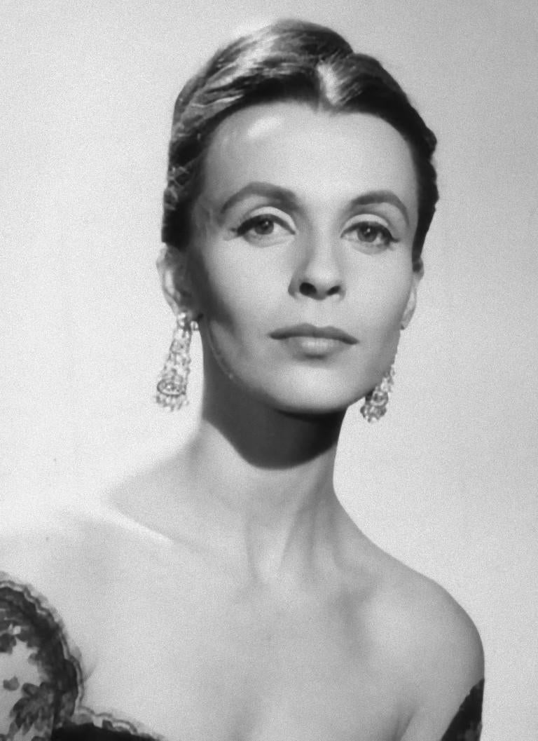 Unknown - L'actrice anglaise Claire Bloom Photographie du début des années 1970 En vente sur 1stDibs