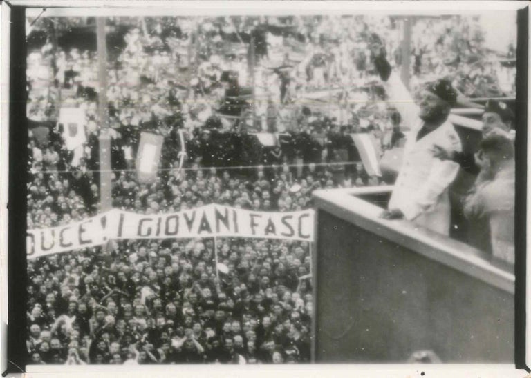 Unknown - The Speech of Mussolini - Vintage Photo - 1930s For Sale at ...