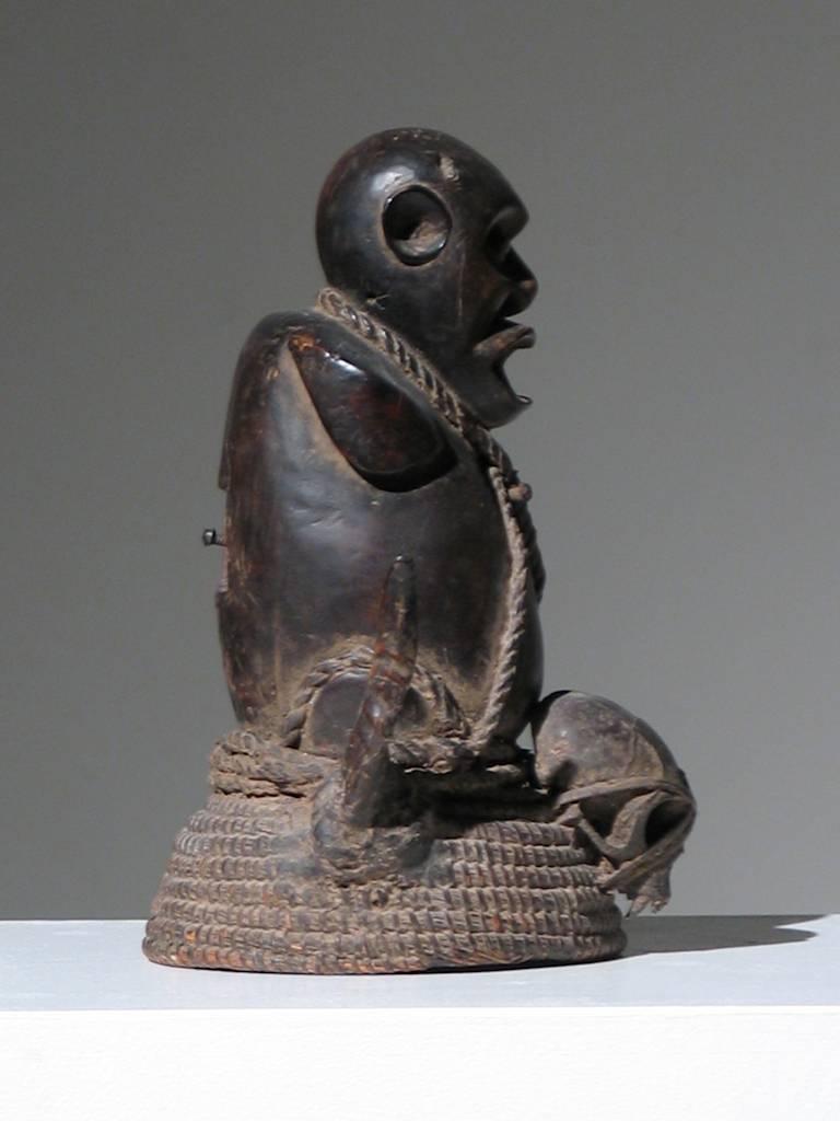 Unknown - African Vili Sculpture For Sale at 1stDibs