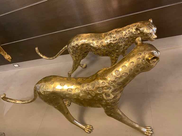 Unknown - Large Gilt Bronze Sculptures of Leopards For Sale at 1stDibs
