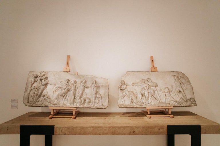Unknown - Pair of 19th Century Marble Reliefs depicting the Massacre of ...