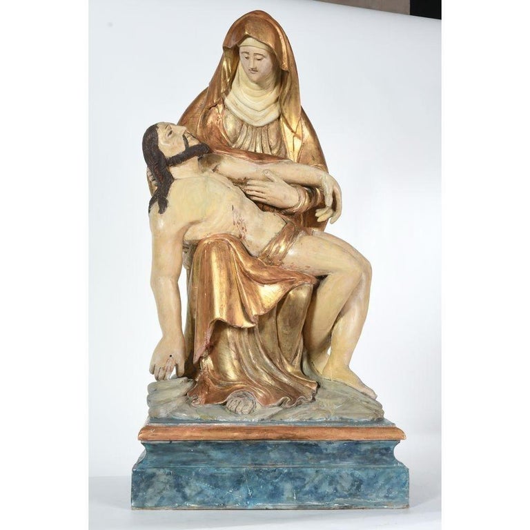 Unknown - Subject In Carved Wood With Old And Golden Polychromy Representing A Pieta For Sale at ...