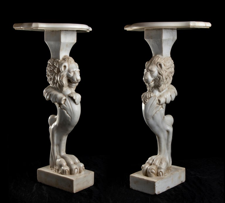 Unknown - White Marble Pair of Sculptures With Heads of Lions and ...