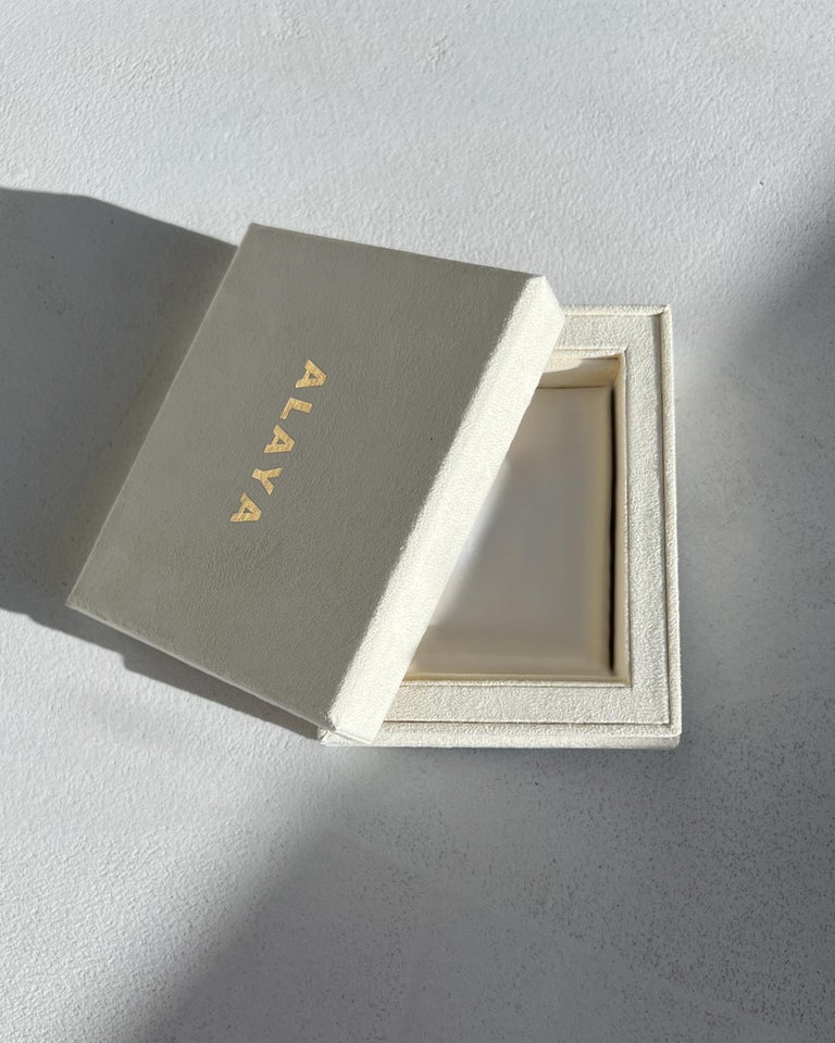 Customizable Uno Ring For Sale at 1stDibs