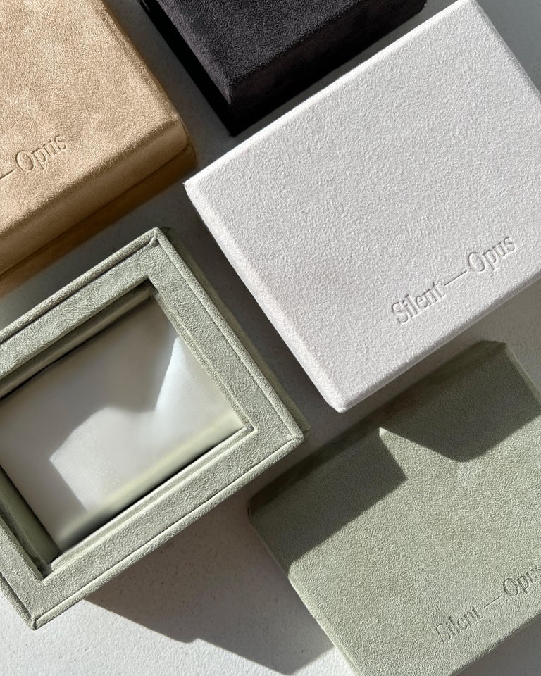 Customizable Uno Ring For Sale at 1stDibs