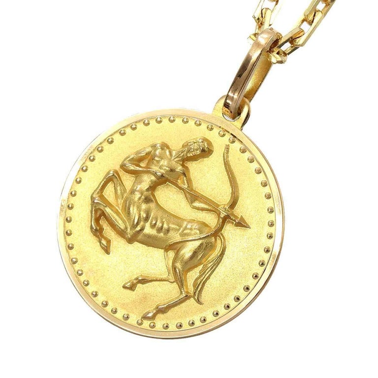 UnoAErre Italy 18k Yellow Gold Sagittarius Zodiac Necklace Vintage For Sale at 1stDibs