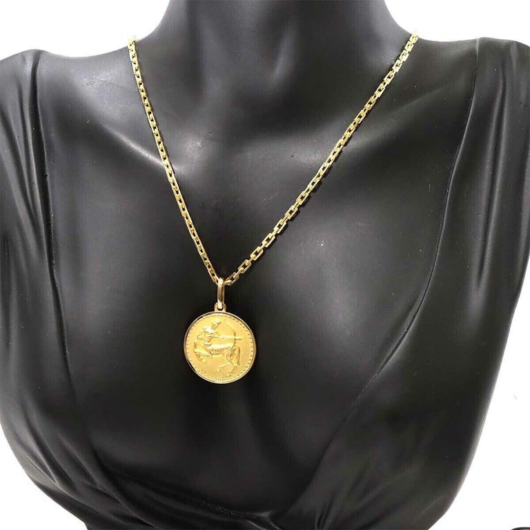 UnoAErre Italy 18k Yellow Gold Sagittarius Zodiac Necklace Vintage For Sale at 1stDibs