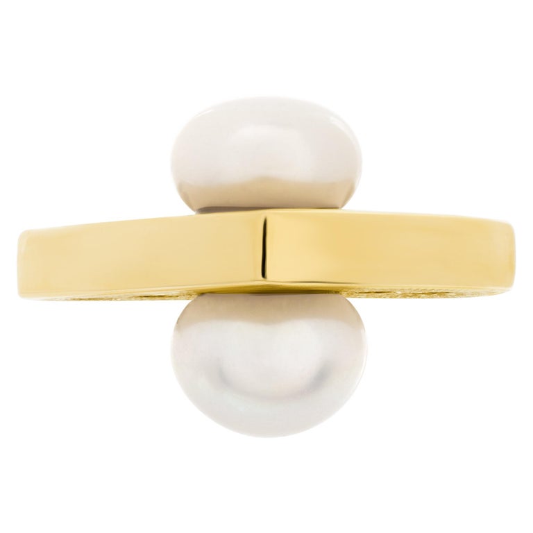 Unqiue Double Pearl Ring in 14k Yellow Gold For Sale at 1stDibs