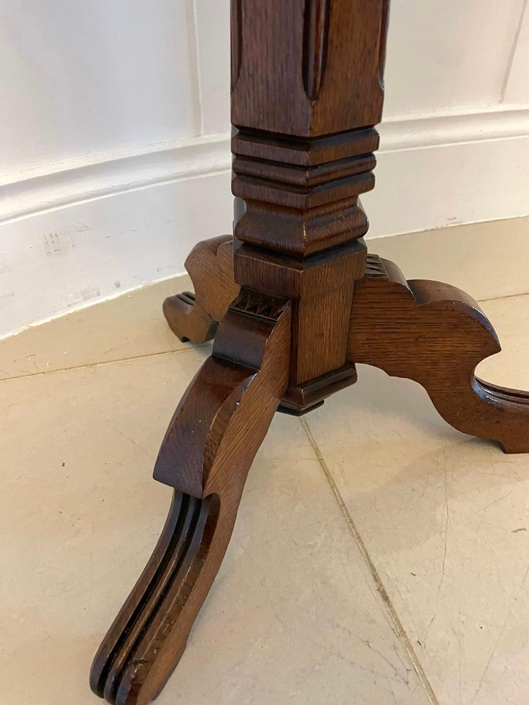 Unusual Antique Victorian Quality Oak Lamp Table For Sale at 1stDibs