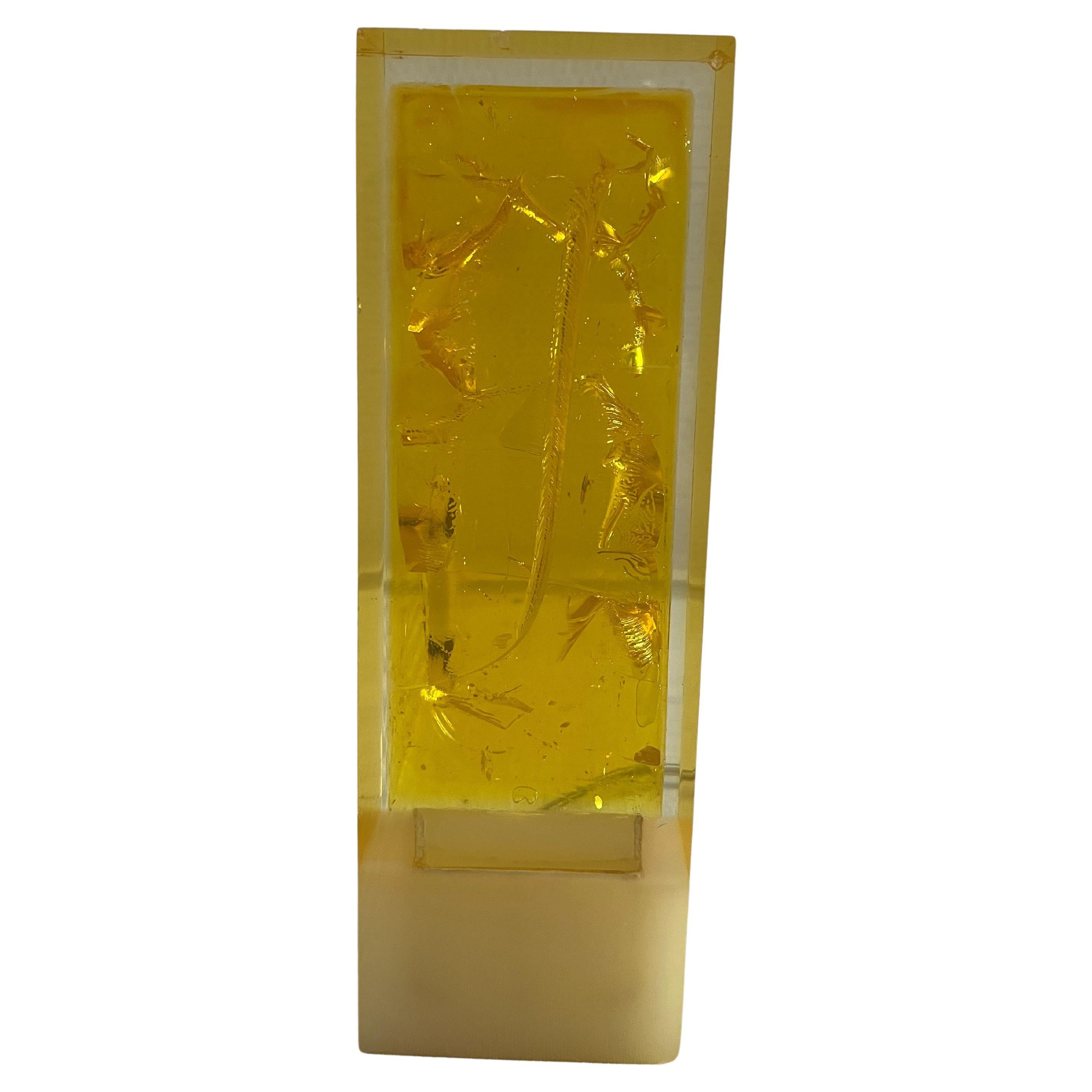 Unusual Yellow Fractal Resin Table Lamp from the 1970s For Sale at 1stDibs