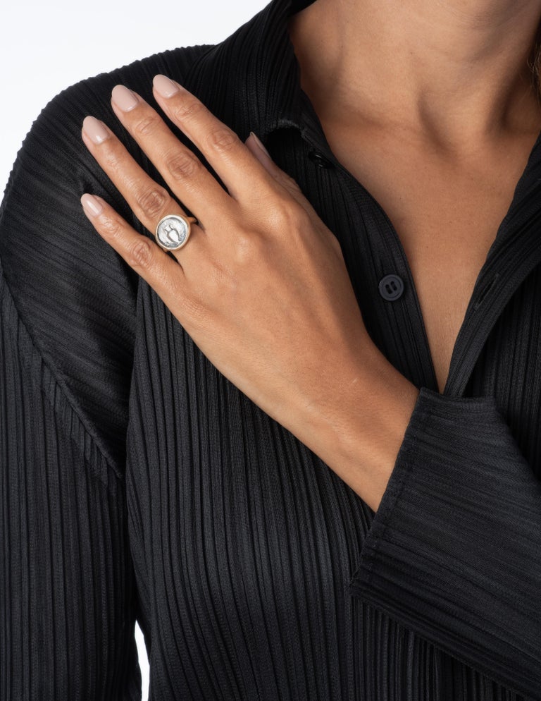 Customizable Urn Coin Ring For Sale at 1stDibs