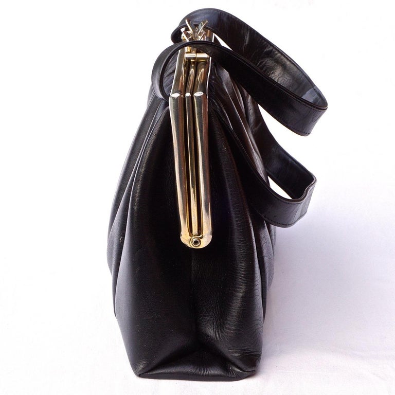 Vaca Lisa Argentina Black Leather Handbag with Silver Tone Fittings at ...