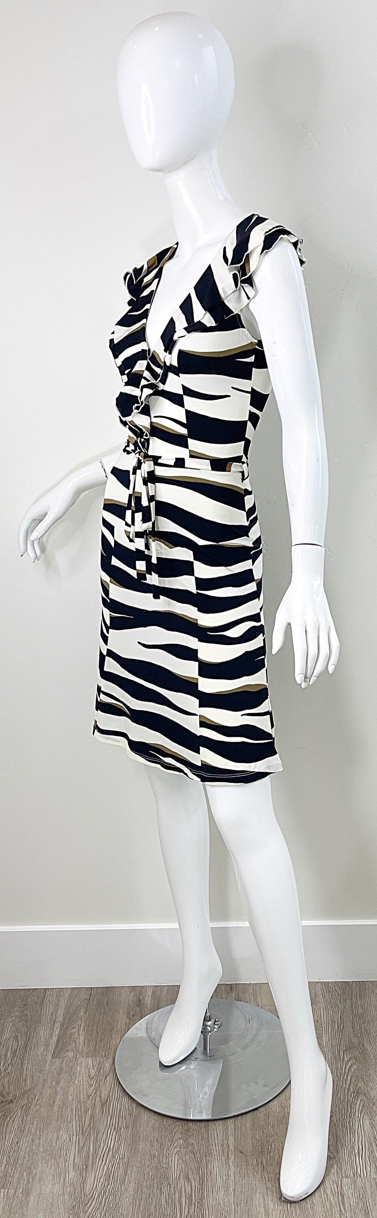 Valentino 2000s Size 6 Abstract Zebra Animal Print Black White and ...