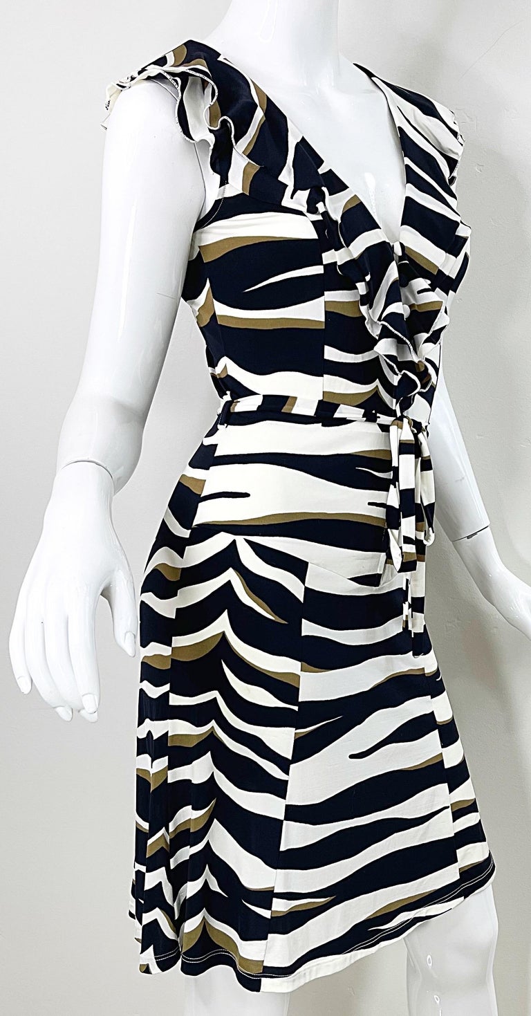 Valentino 2000s Size 6 Abstract Zebra Animal Print Black White and ...