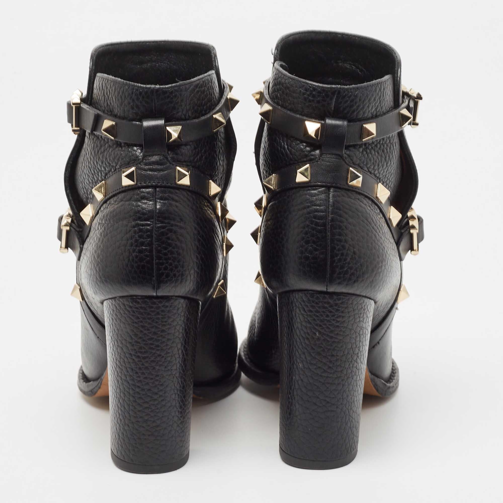 Valentino Black Leather Rockstud Ankle Boots Size 37 For Sale at 1stDibs