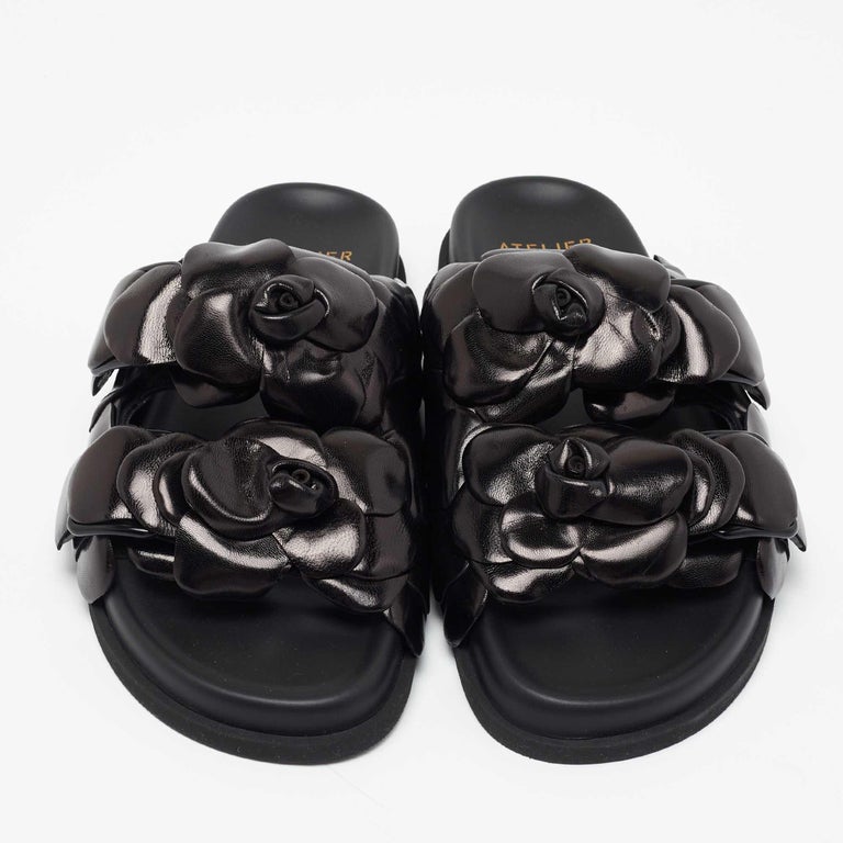 Valentino Black Leather Rose Atelier Fat Slides Size 38 For Sale at 1stDibs