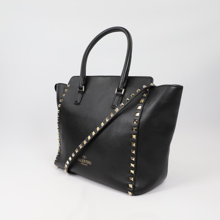 Valentino Garavani Rockstud leather handbag For Sale at 1stDibs