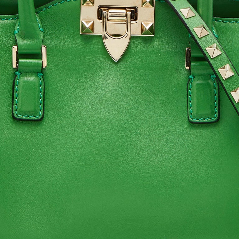 Valentino Green Leather Rockstud Trapeze Tote For Sale at 1stDibs