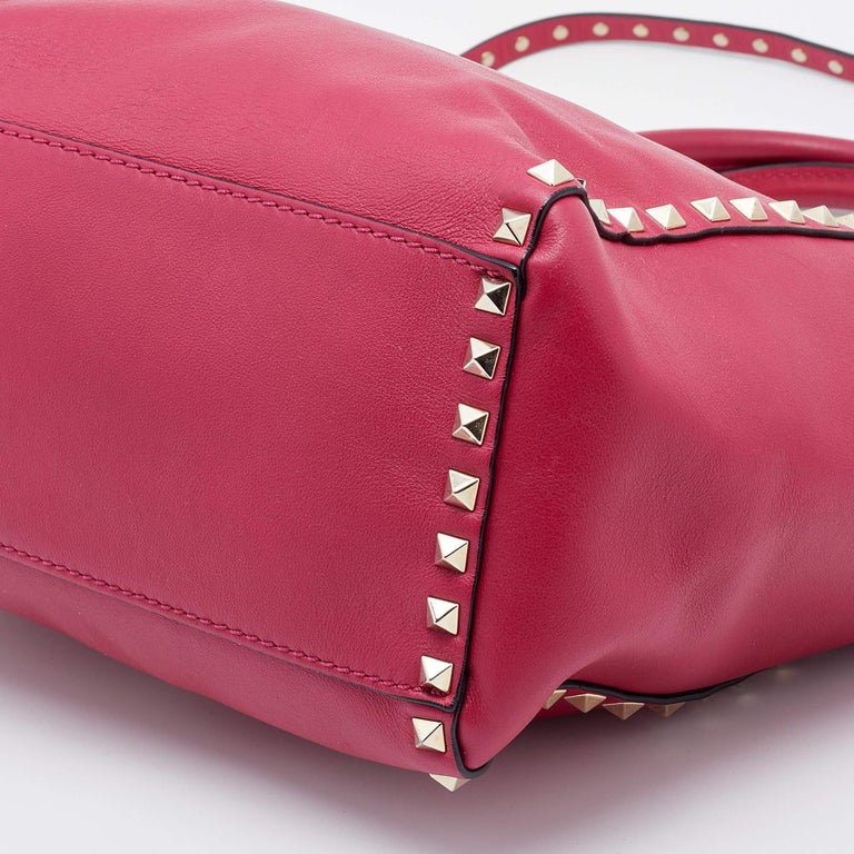 Valentino Magenta Leather Rockstud Trapeze Tote For Sale at 1stDibs