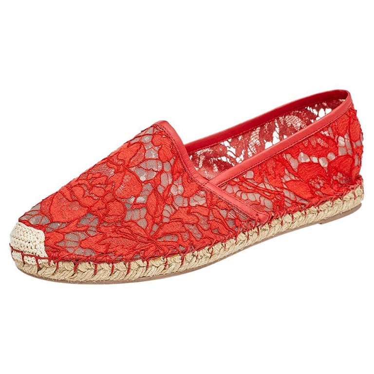 Valentino Red Lace Espadrille Flats Size 38 at 1stDibs
