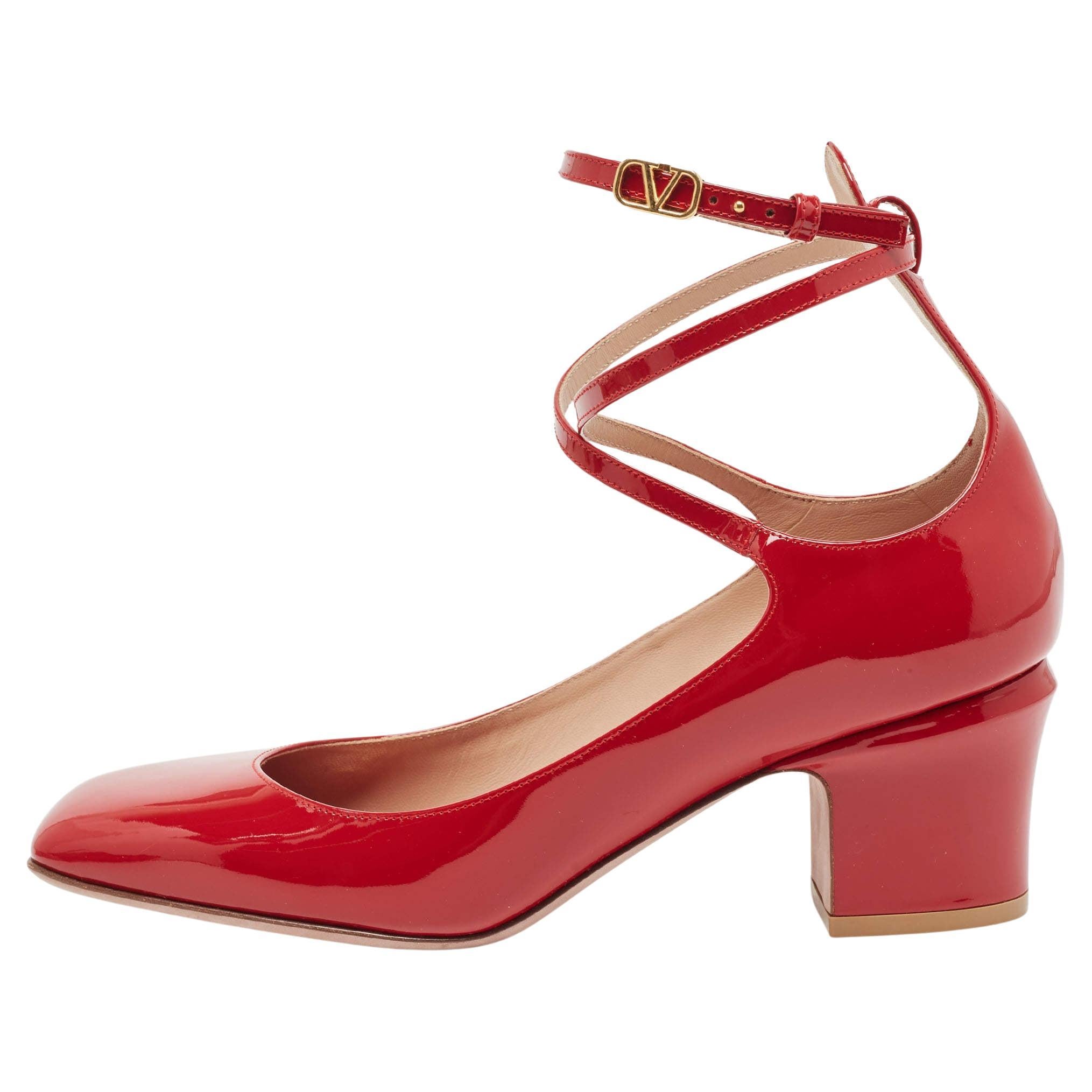 Bombas Valentino Rojo Charol Tan-Go Talla 40 en venta en 1stDibs