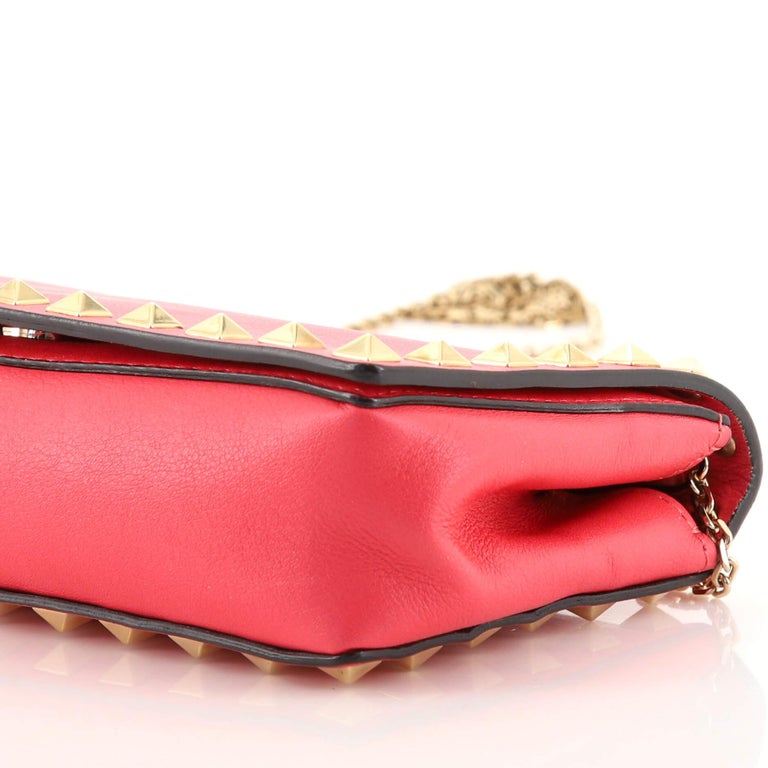 Valentino Rockstud Wallet On Chain Leather at 1stDibs