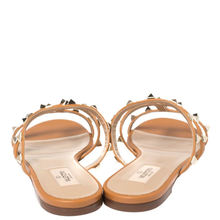 Valentino Tan Leather Rockstud Flat Slides Size 38 at 1stDibs