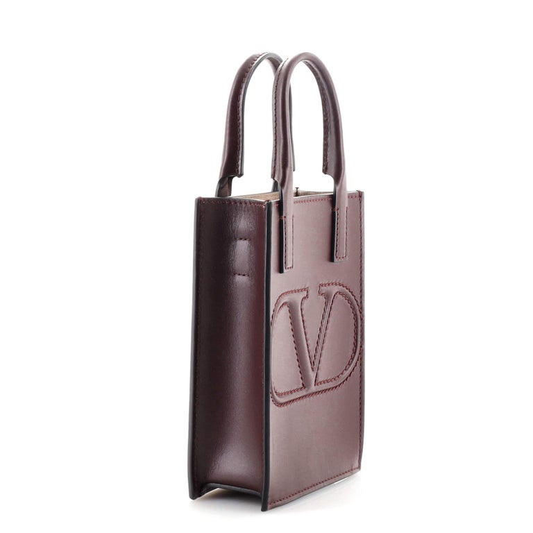 Valentino VLogo Walk Smartphone Bag Leather For Sale at 1stDibs