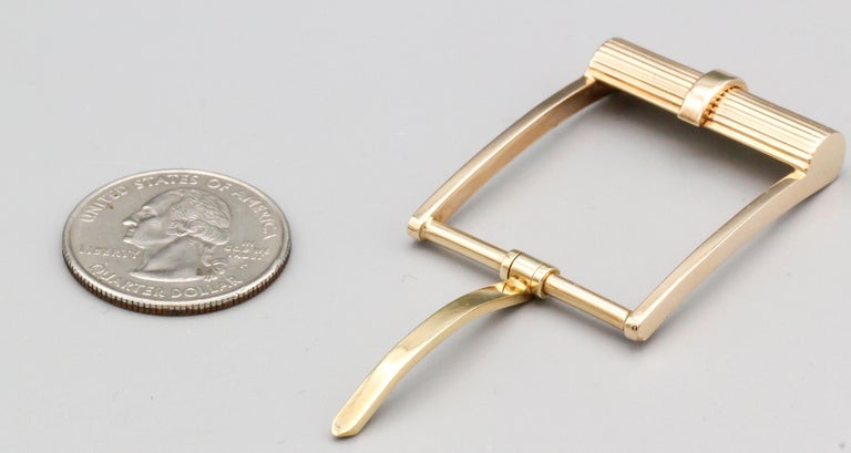 Van Cleef and Arpels 14k Yellow Gold Batonnet Belt Buckle For Sale at ...