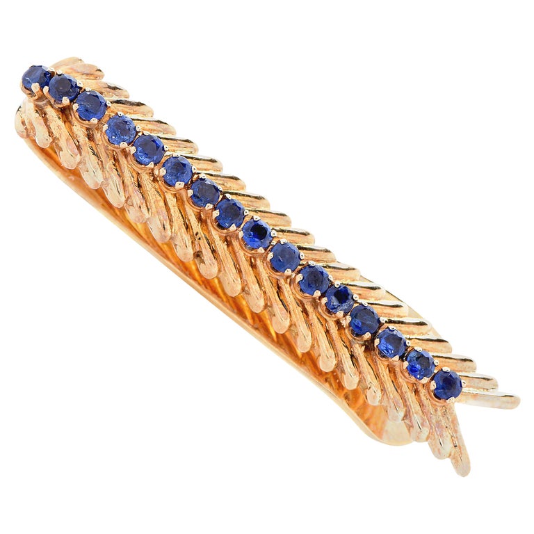 Van Cleef and Arpels Tie Bar Clip in 18 Karat Yellow Gold with ...