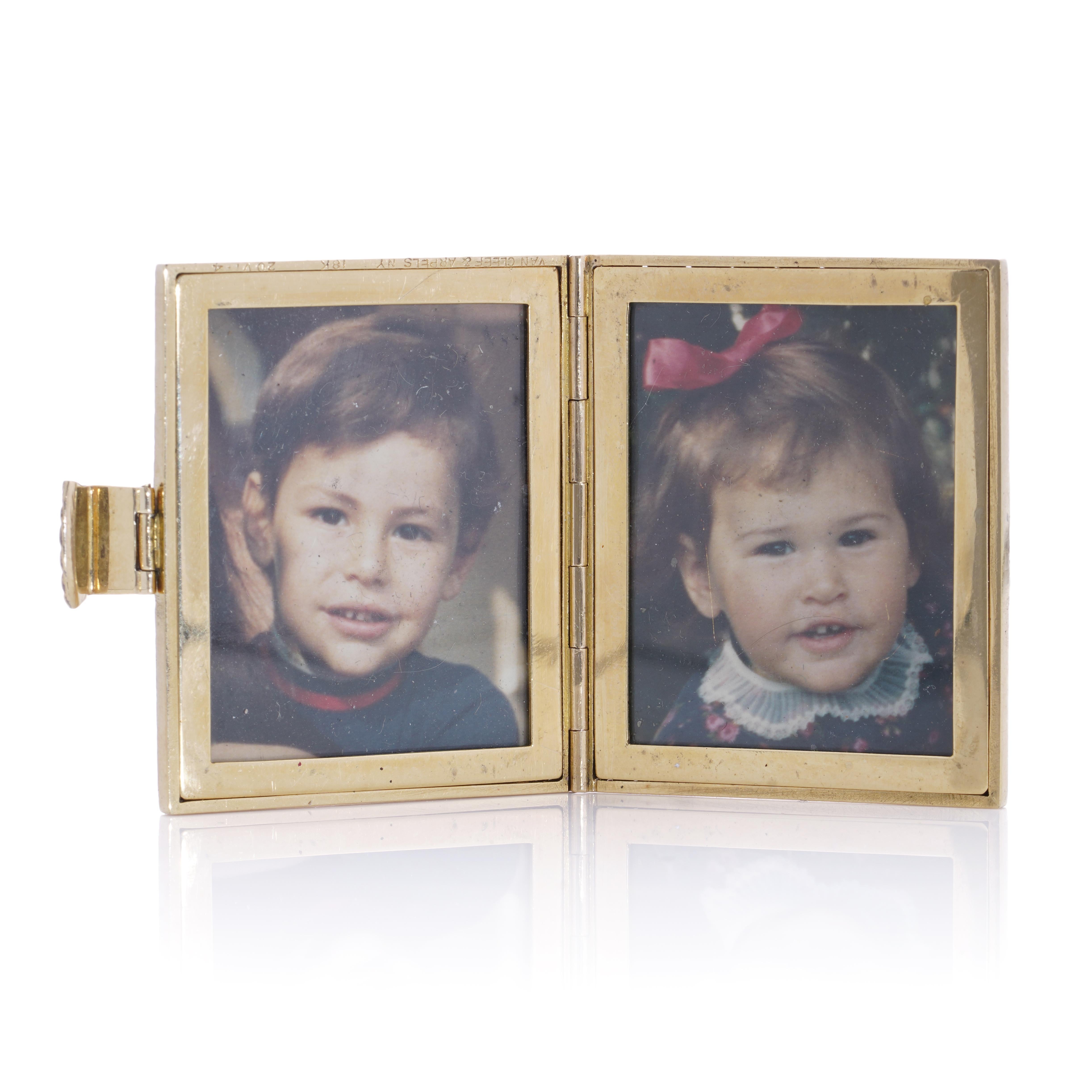 Van Cleef and Arpels Vintage 18kt.Yellow Gold Double Photo Frame For ...