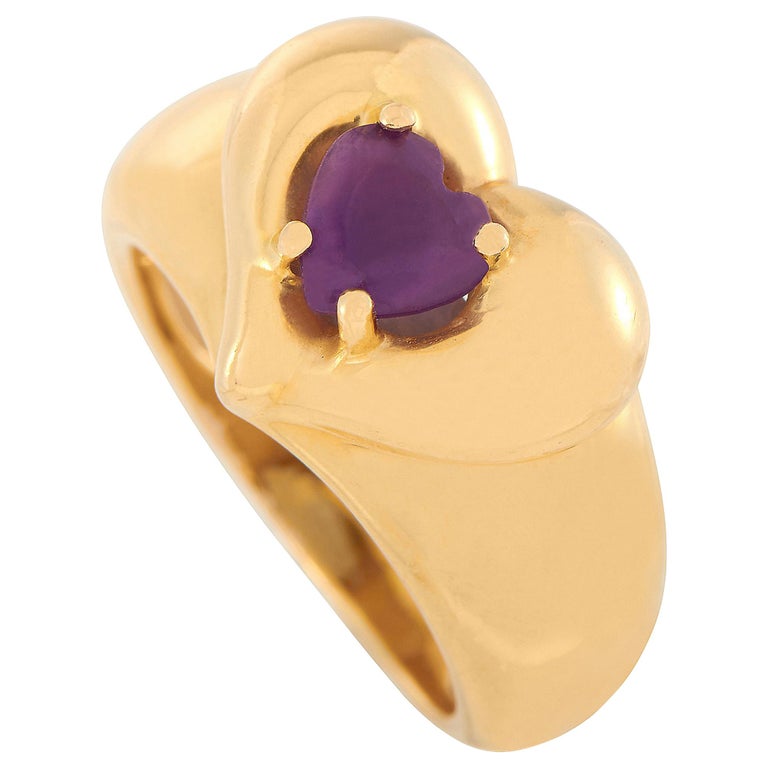 Van Cleef and Arpels 18 Karat Yellow Gold Heart-Shaped Amethyst Ring at ...