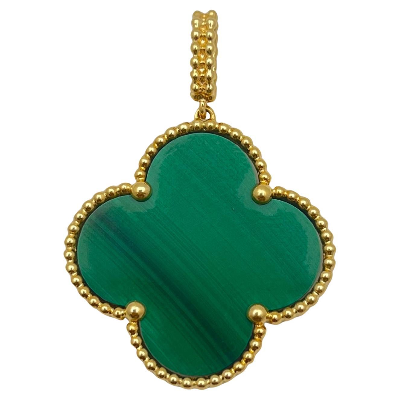 Van Cleef and Arpels 18k Gold Malachite Alternating Vintage Alhambra ...