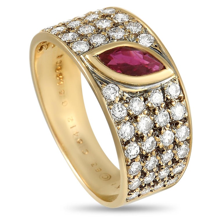 Van Cleef and Arpels 18K Yellow Gold 0.65 ct Diamond and Ruby Ring at 1stDibs