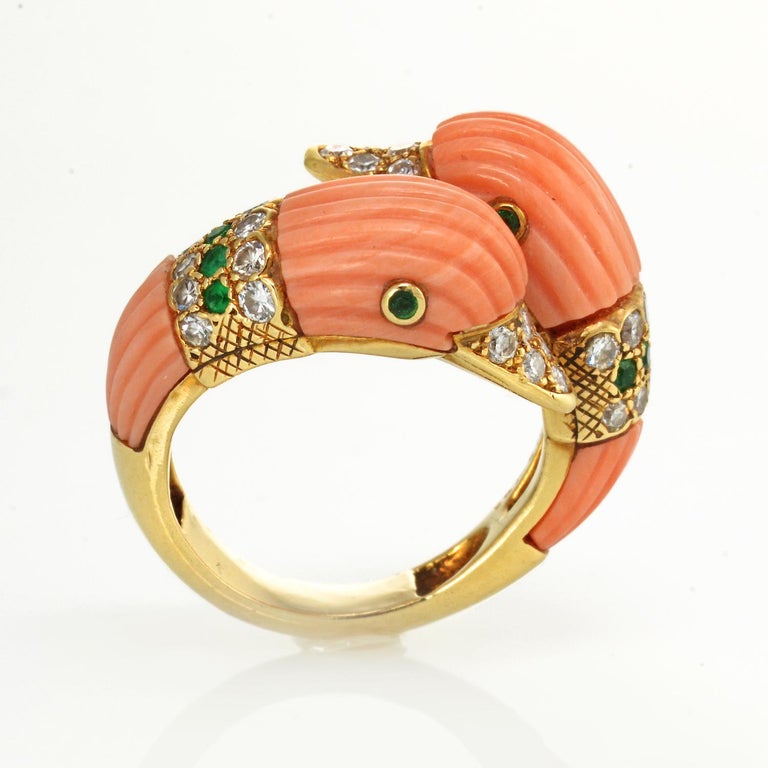 Van Cleef and Arpels 18K Yellow Gold Coral Double Head Duck Swan Ring ...
