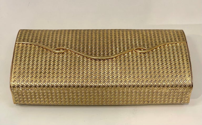 Van Cleef and Arpels 18K Yellow Gold Mesh Clutch Handbag with Mirror ...