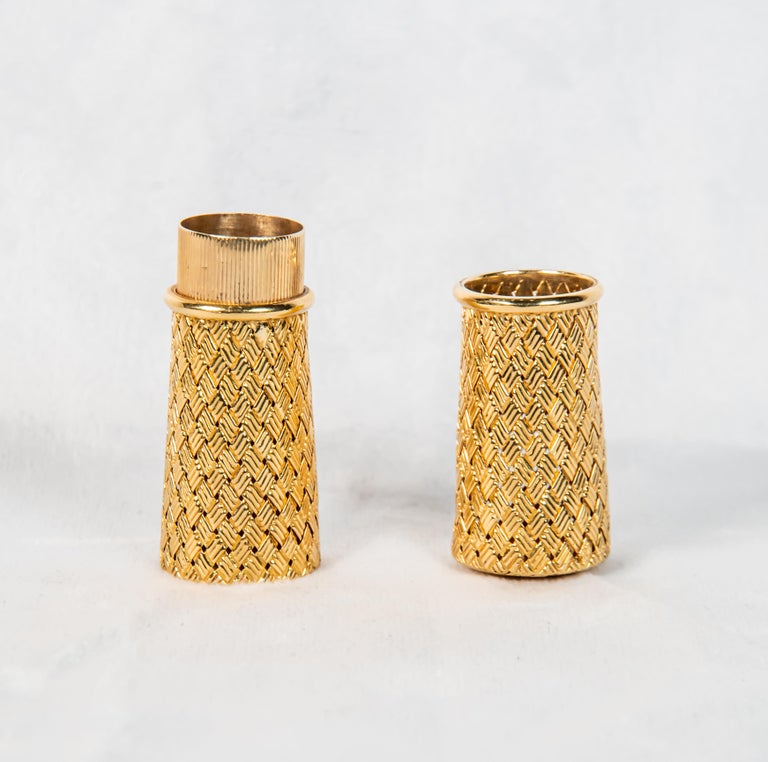 Van Cleef and Arpels 18K Yellow Gold Mesh Lipstick Holder Rare For Sale ...