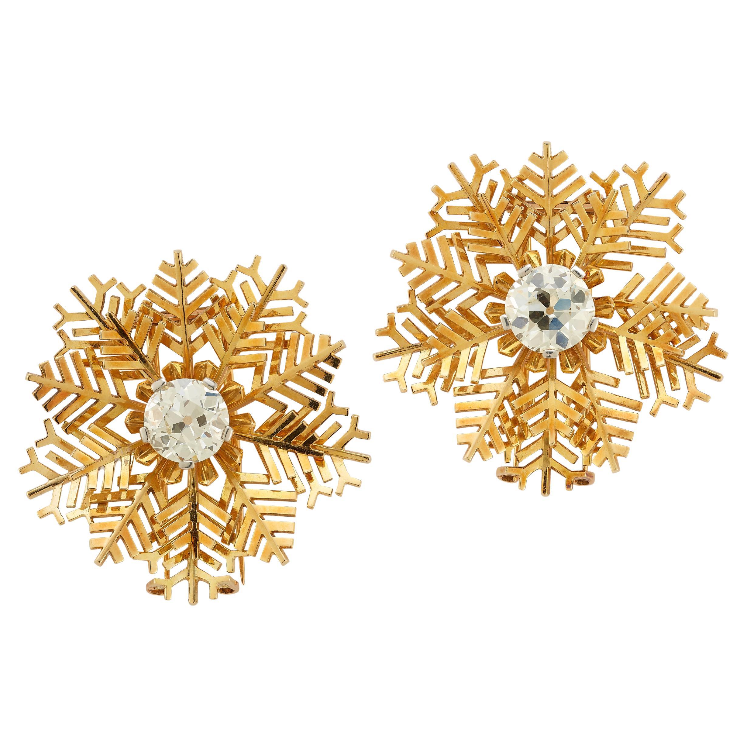 Van Cleef and Arpels French Diamond Enamel Platinum-Topped 18 Karat ...