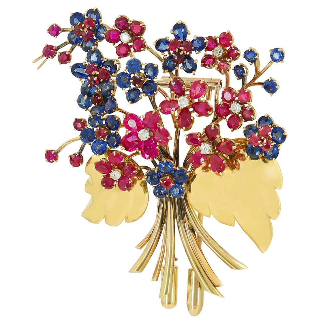 Van Cleef Brooches & Pins - For Sale at 1stdibs