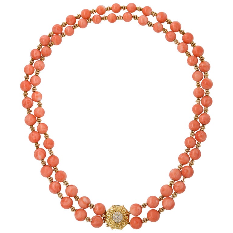 Van Cleef and Arpels Coral Bead Necklace For Sale at 1stDibs