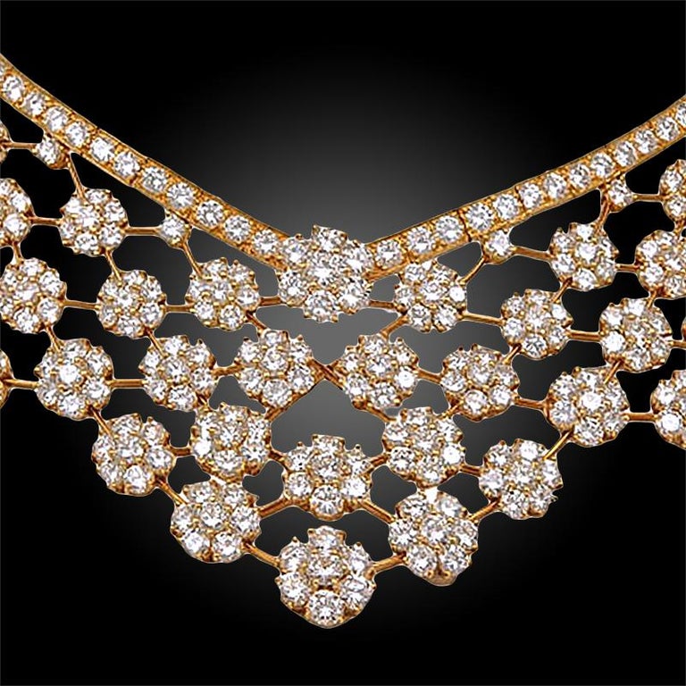 Van Cleef and Arpels Diamond 75 Carat Snowflakes Necklace For Sale at ...