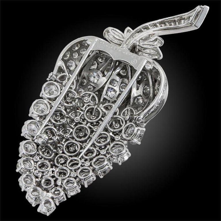 Van Cleef and Arpels Diamond Platinum Acorn Motif Brooch For Sale at ...
