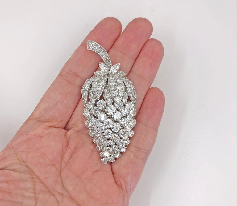 Van Cleef and Arpels Diamond Platinum Acorn Motif Brooch For Sale at ...