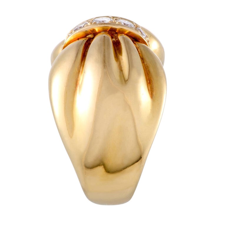 Van Cleef and Arpels Diamond and Gold Bow Band Ring at 1stDibs