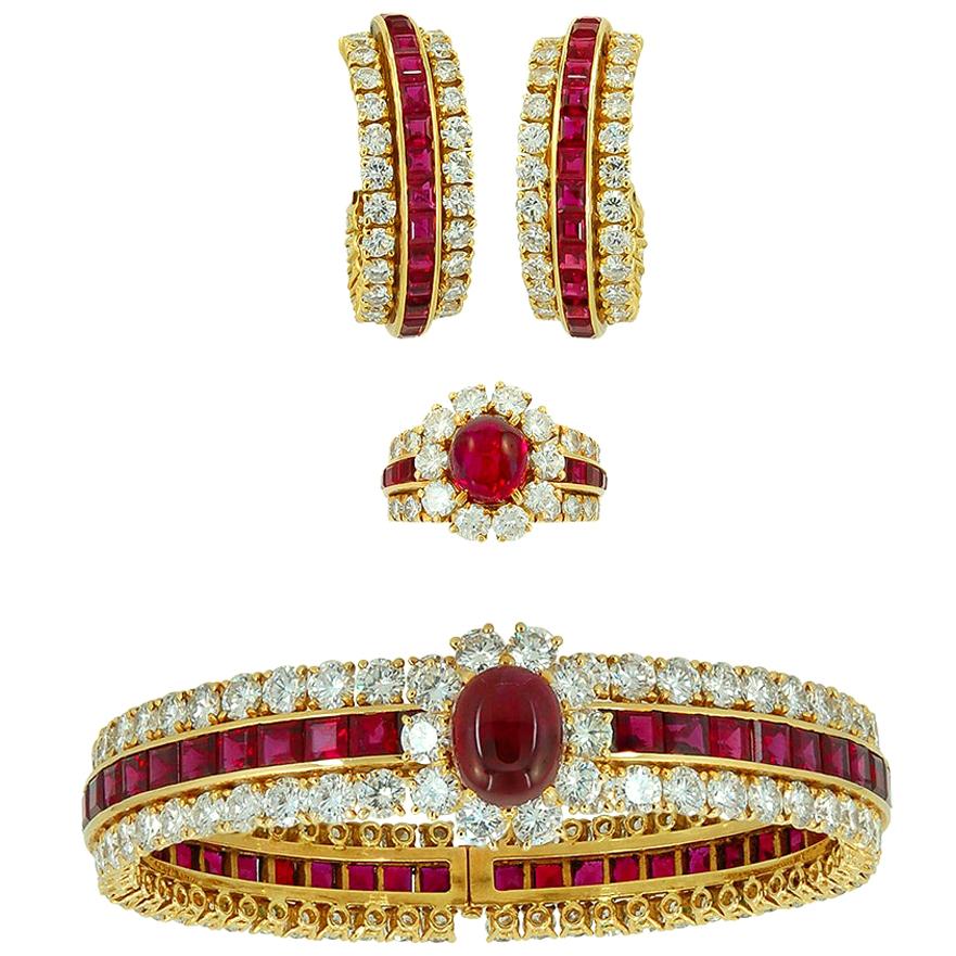 Set of Van Cleef and Arpels Diamond Gold Platinum Bangle Bracelets at 1stDibs | platinum gold ...