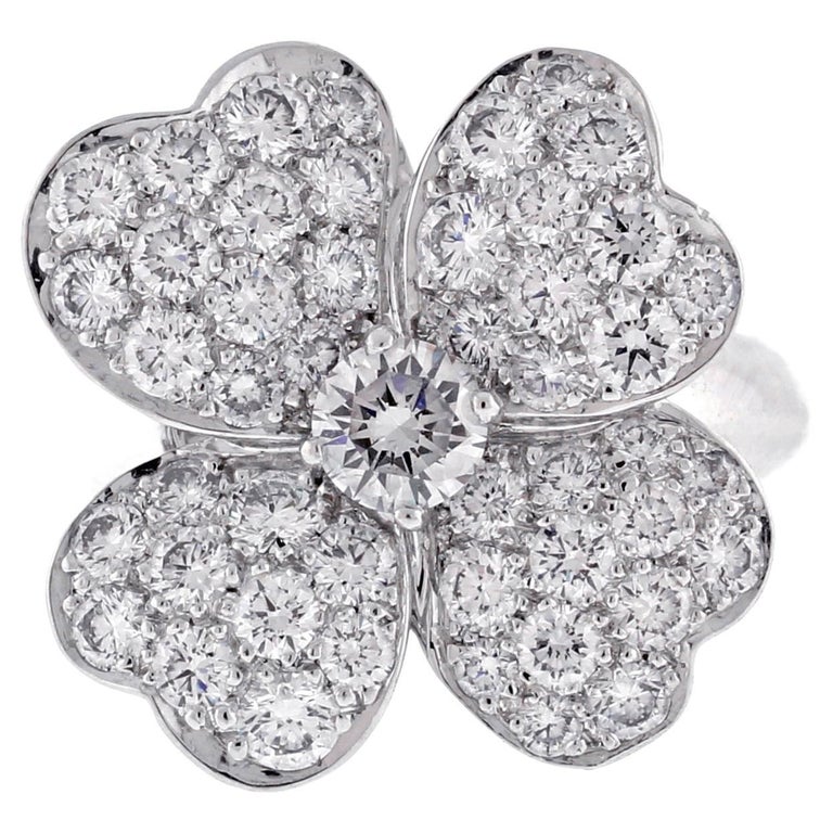 Van Cleef and Arpels Diamond Cosmos Ring For Sale at 1stDibs