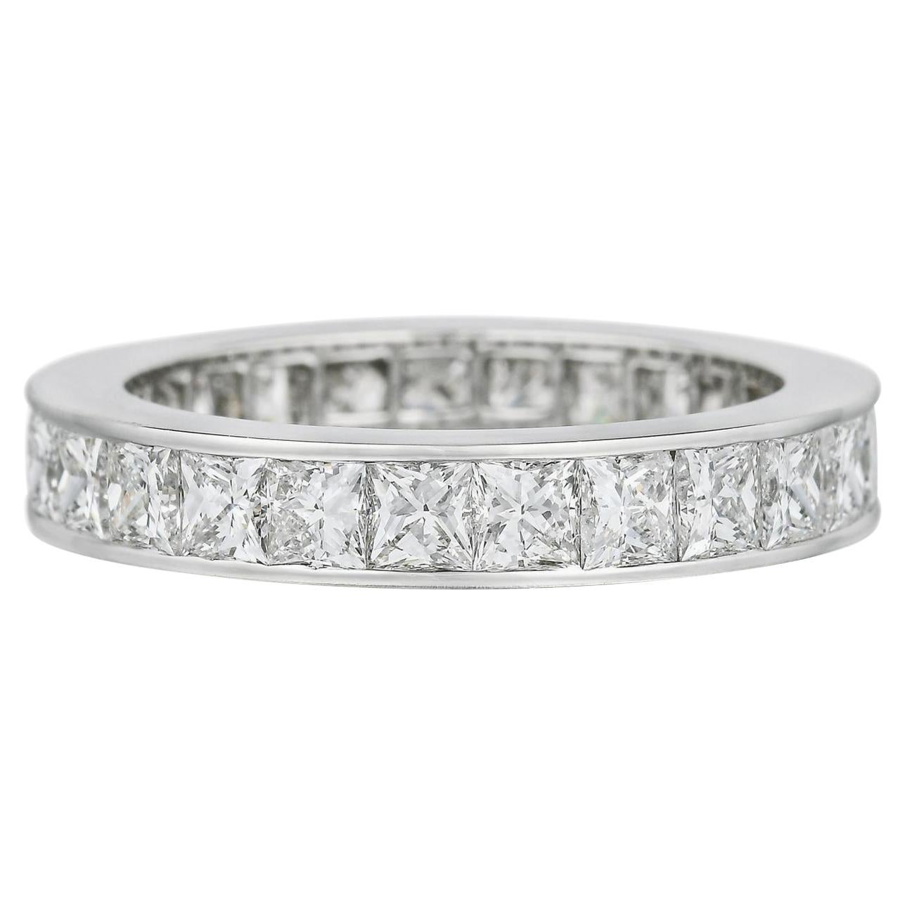 Van Cleef and Arpels Baguette-Cut Diamond Eternity Band Ring at 1stDibs