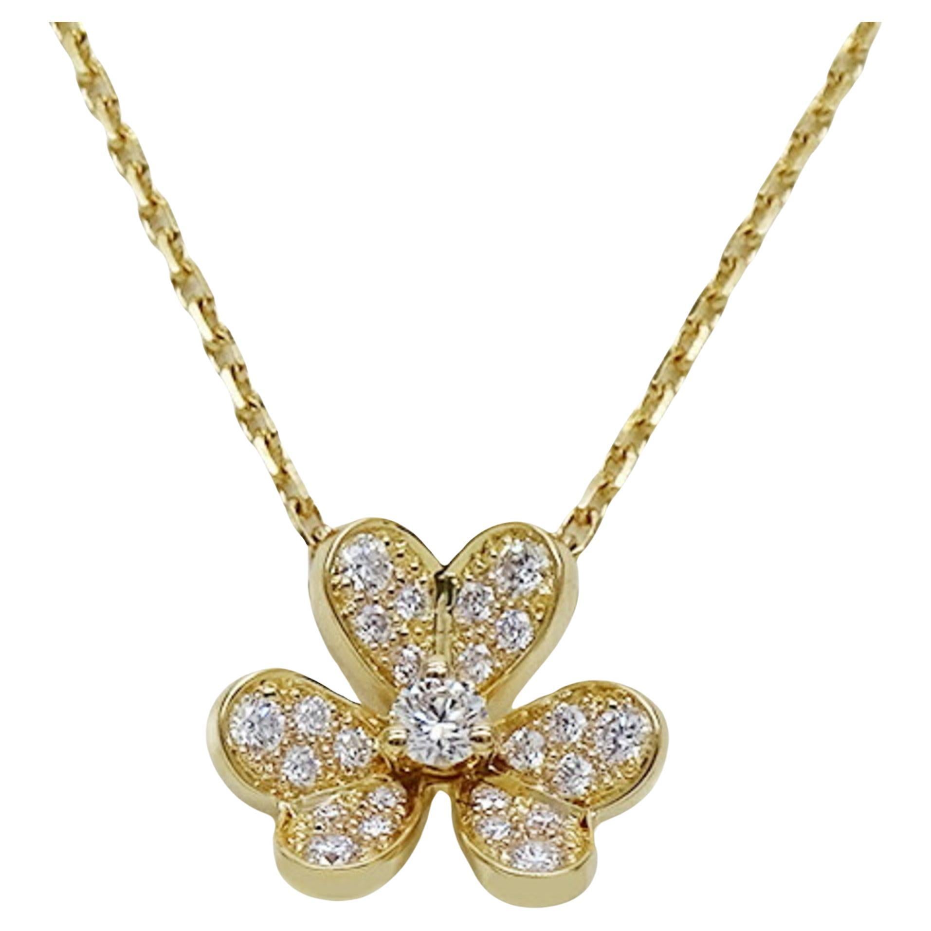 Van Cleef and Arpels Diamond Necklace in Yellow Gold For Sale at 1stDibs