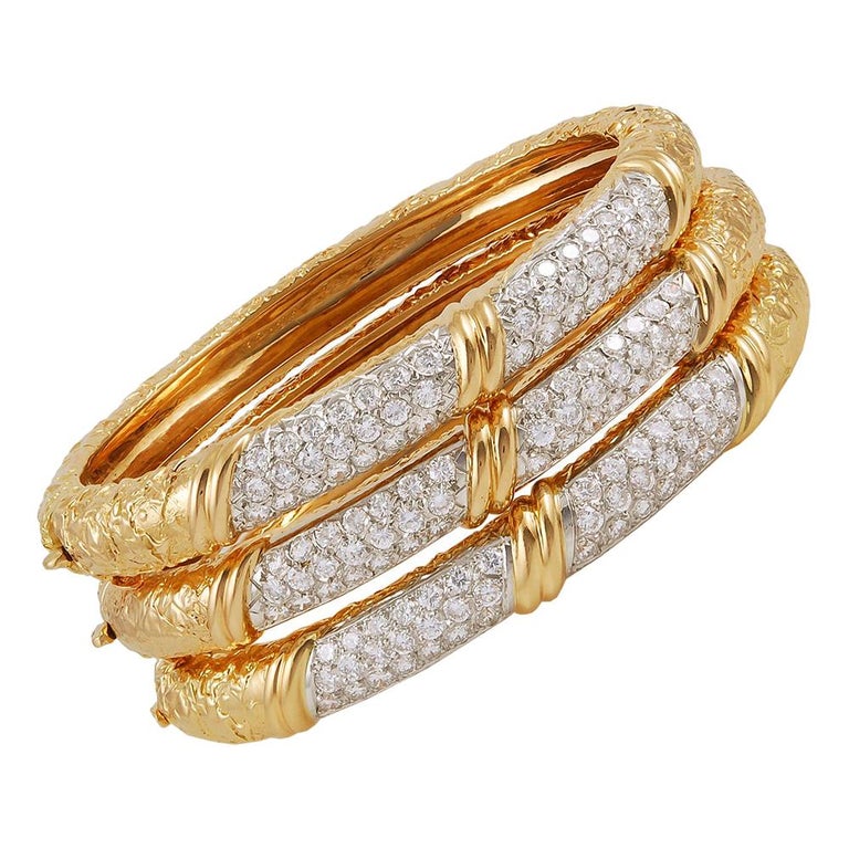 Van Cleef and Arpels Vintage Collection 70s Trio Set Diamond Hammered ...